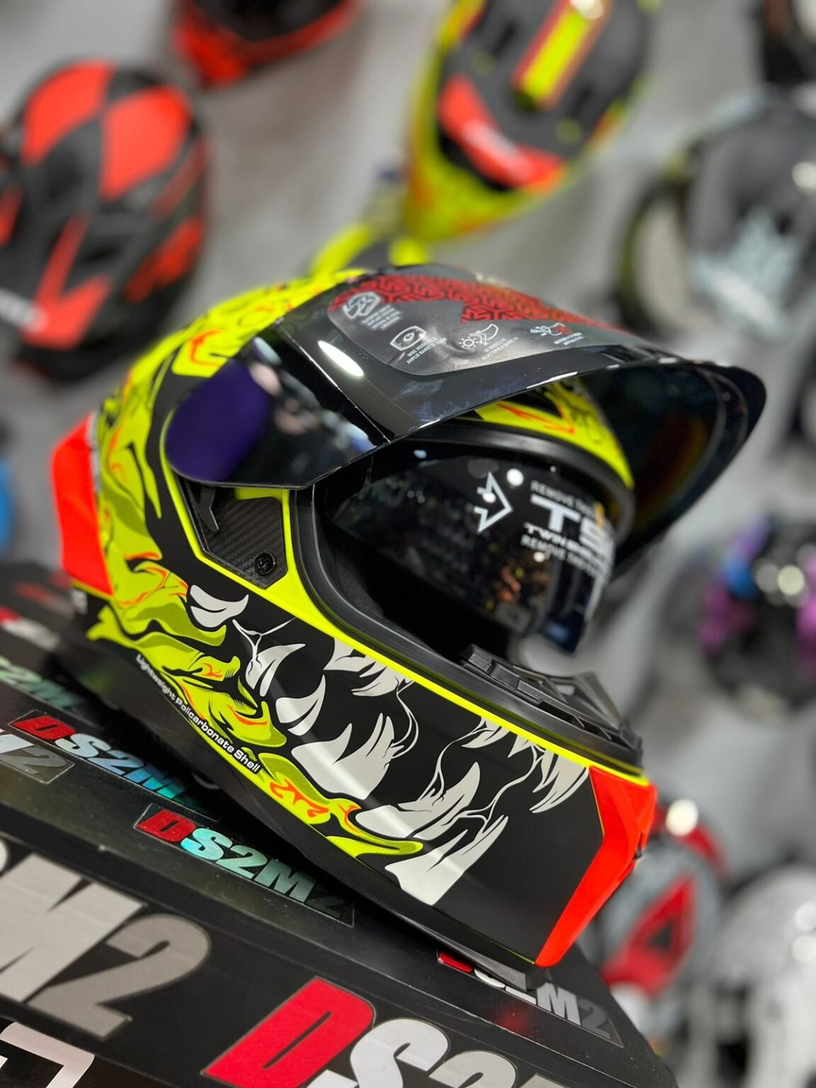 Casco PRO RIDER 716SP Tatsu Amarillo + Pinlock - DS2M2 - Cascos y ...